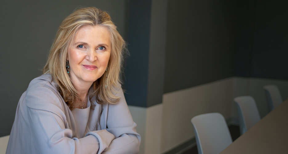 Hire Kate Cook | Speaker Agent Contact Details