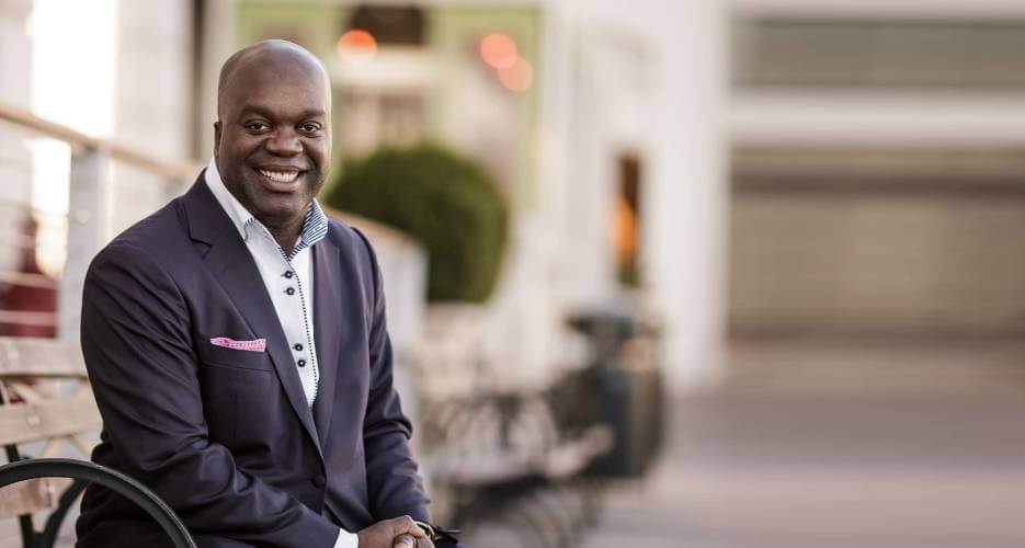 Hire Simon T. Bailey | Speaker Agent Contact Details