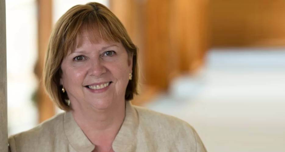 Hire Wendy Hall | Speaker Agent Contact Details