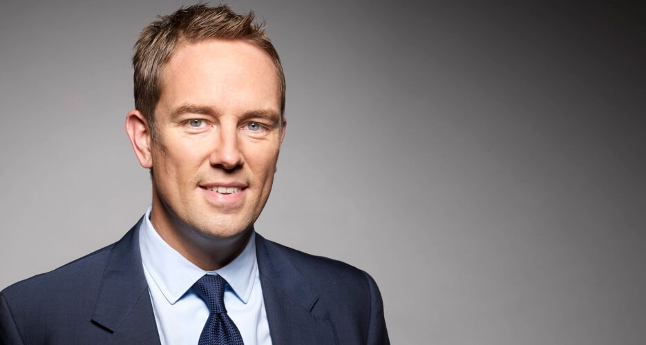 Hire Simon Thomas | Speaker Agent Contact Details