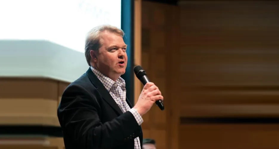 Hire Charles Perry | Speaker Agent Contact Details