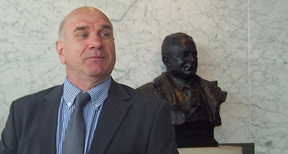 Hire Eddie Kelly | Speaker Agent Contact Details