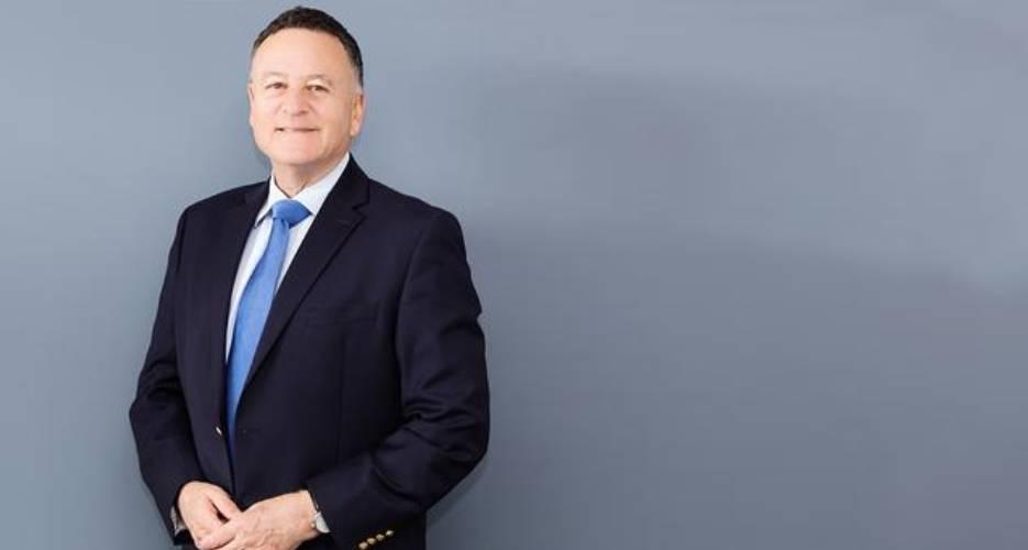 Hire Tony Leon | Speaker Agent Contact Details