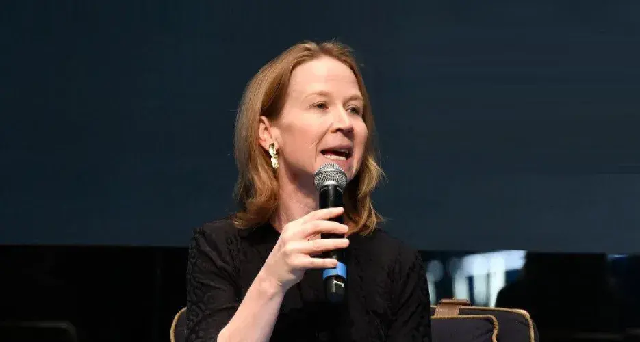 Hire April Rinne | Speaker Agent Contact Details